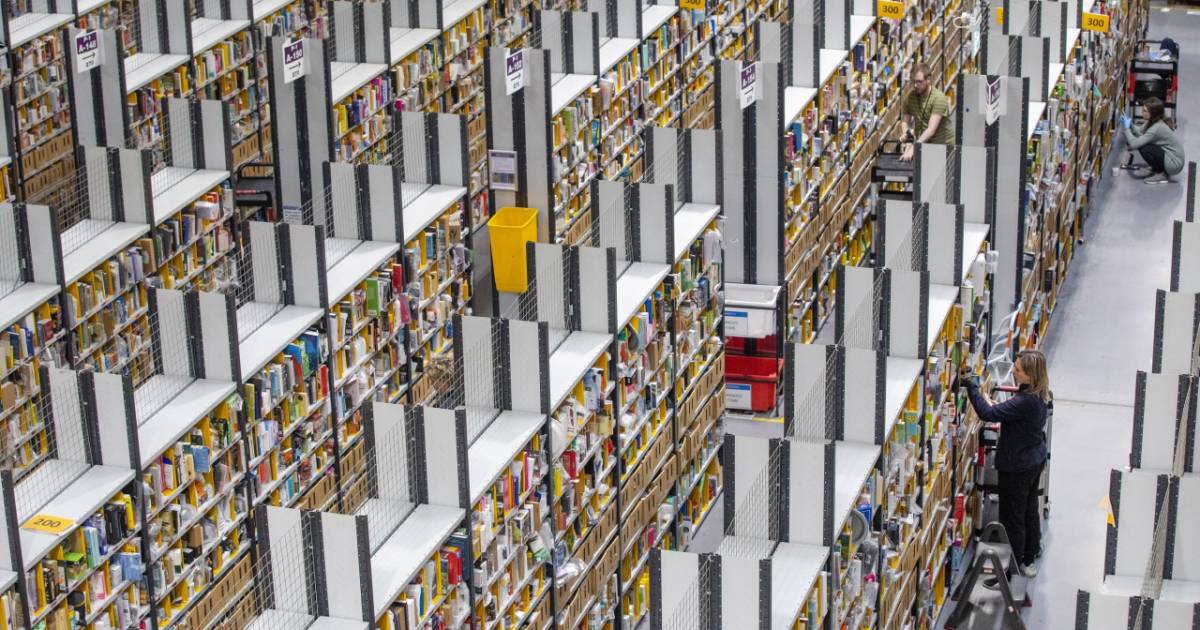 Un des plus gros entrepôts Amazon de Grande-Bretagne se prépare au ...
