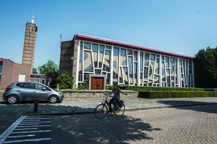 Antoniuskerk krijgt tóch monumentale status: Waalwijk gaat overstag ...