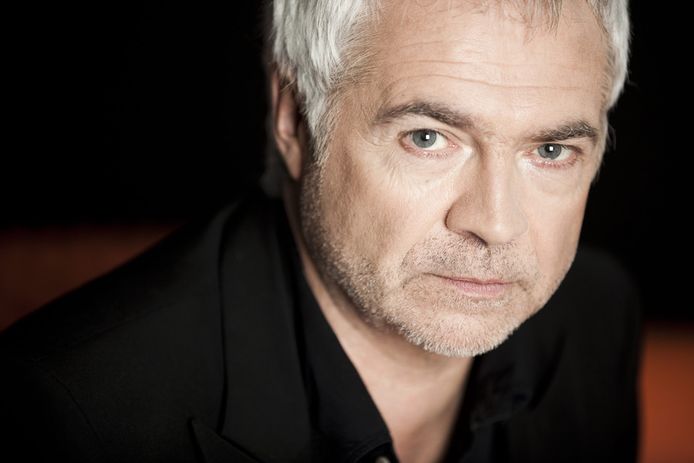 Vier uur durend afscheid voor radiomaker Luc Janssen | Showbizz | hln.be