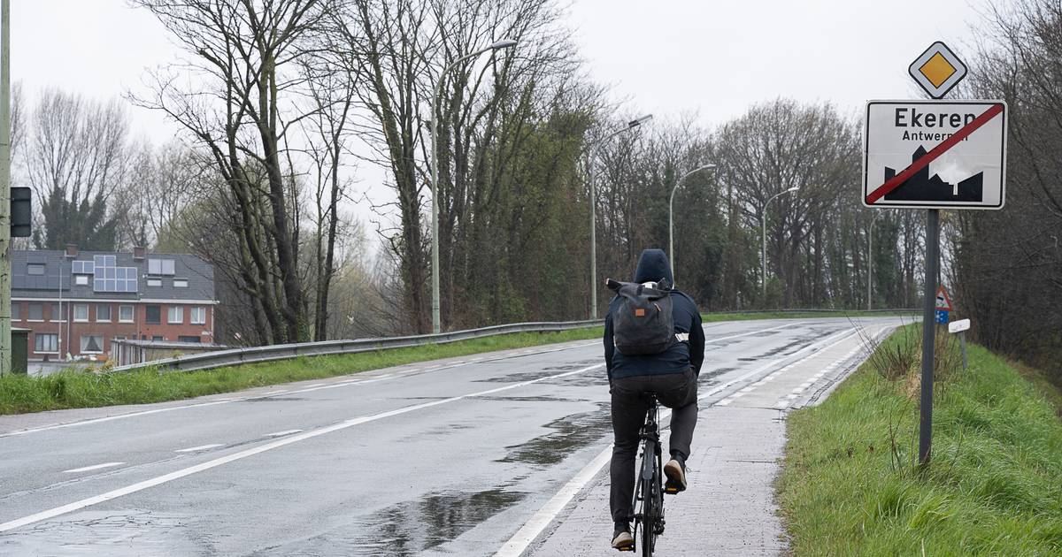 Hier wil district Ekeren héél graag vanaf: gevaarlijke Leugenbergbrug ...