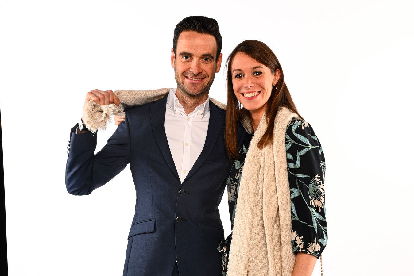 IN BEELD EN VIDEO. De mooiste outfits gespot op de blauwe loper van de ...