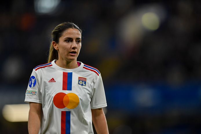 Daniëlle van de Donk scoort weer voor Olympique Lyon in Champions ...