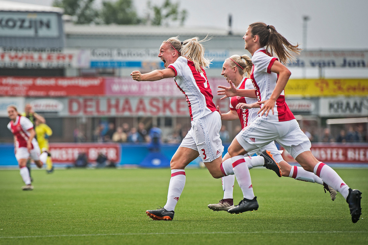 Vrouwenvoetbal in de lift; opnieuw vertrekt een Nederlandse topvoetbalster naar het buitenland