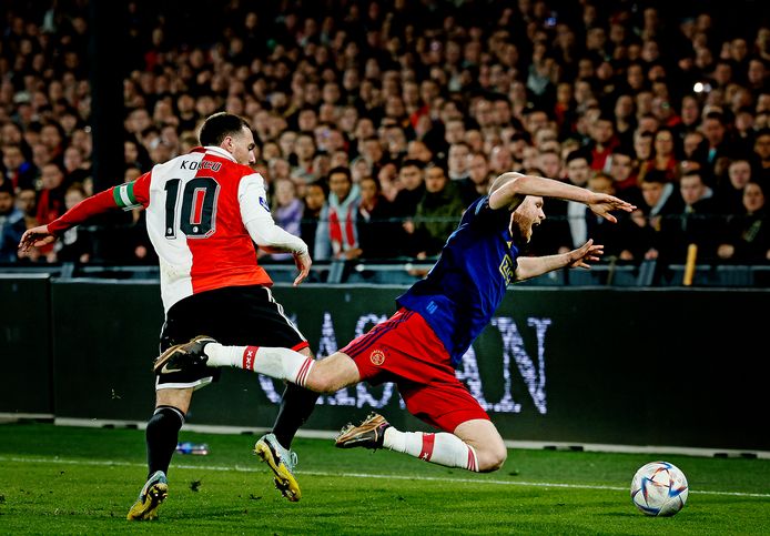 Feyenoord deelt al straffen uit en hoopt daarmee op clementie van de ...