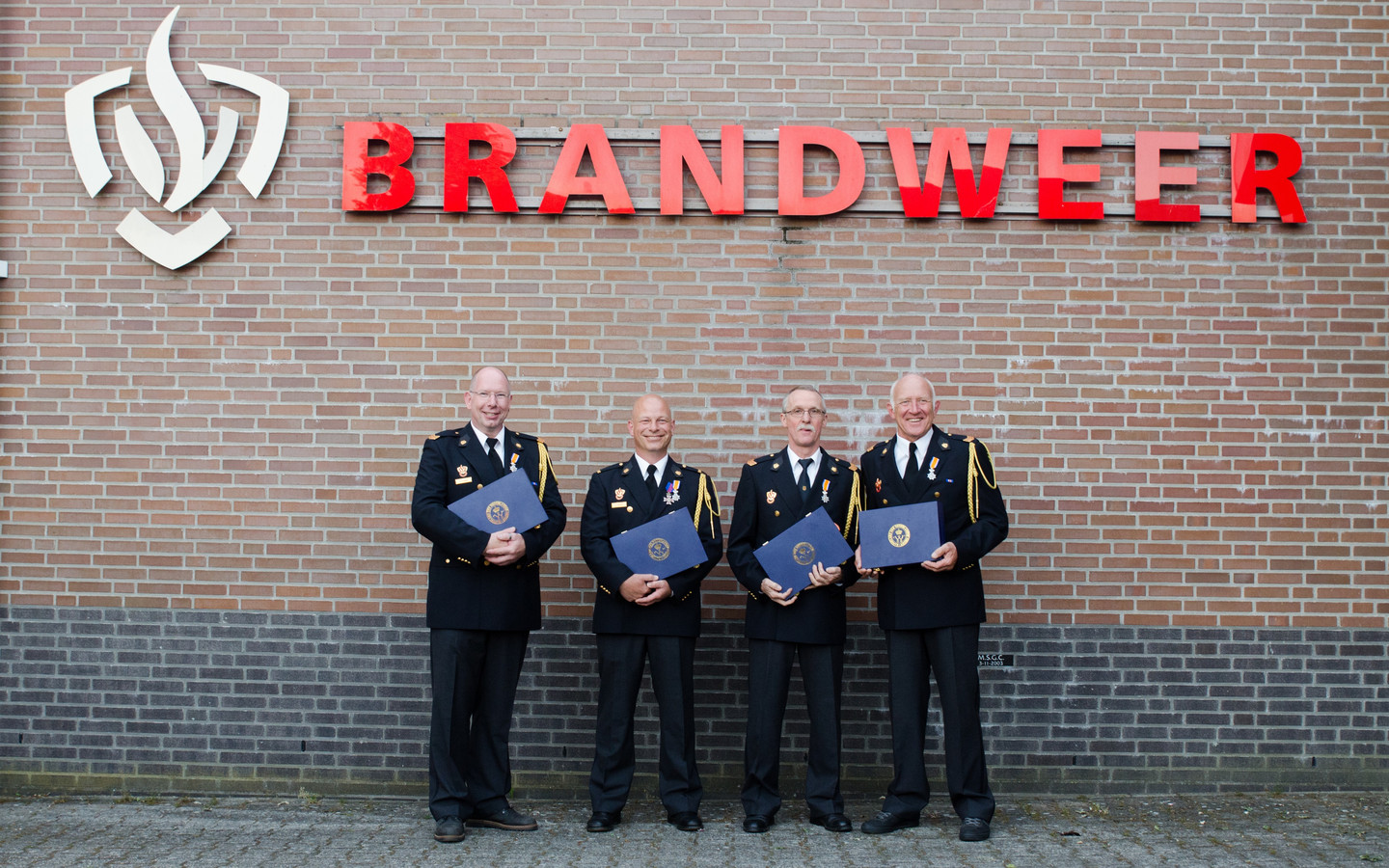 Domper voor brandweer: niet meer automatisch een lintje bij afscheid ...