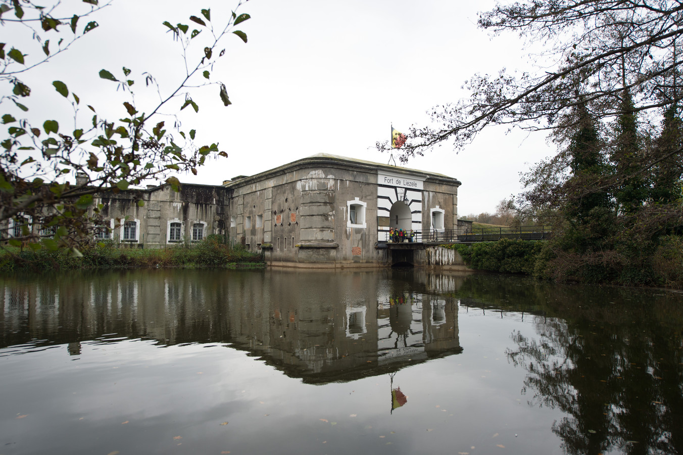 Op ontdekking door Puurs: wandel langs Fort Liezele en Hof van Coolhem ...