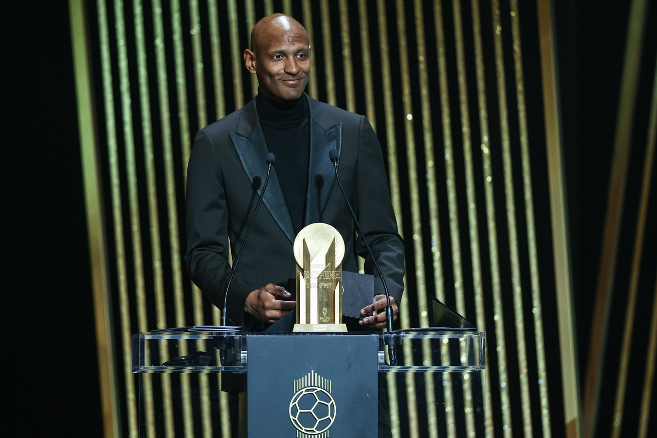 Sébastien Haller duikt voor revalidatie op bij Ajax: ‘Prachtig dat hij ...