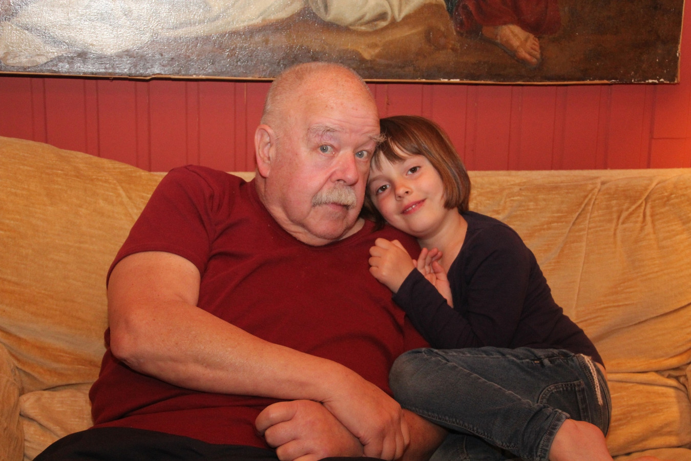 Acteur Anton Cogen op zijn 73ste verjaardag terug thuis na ...