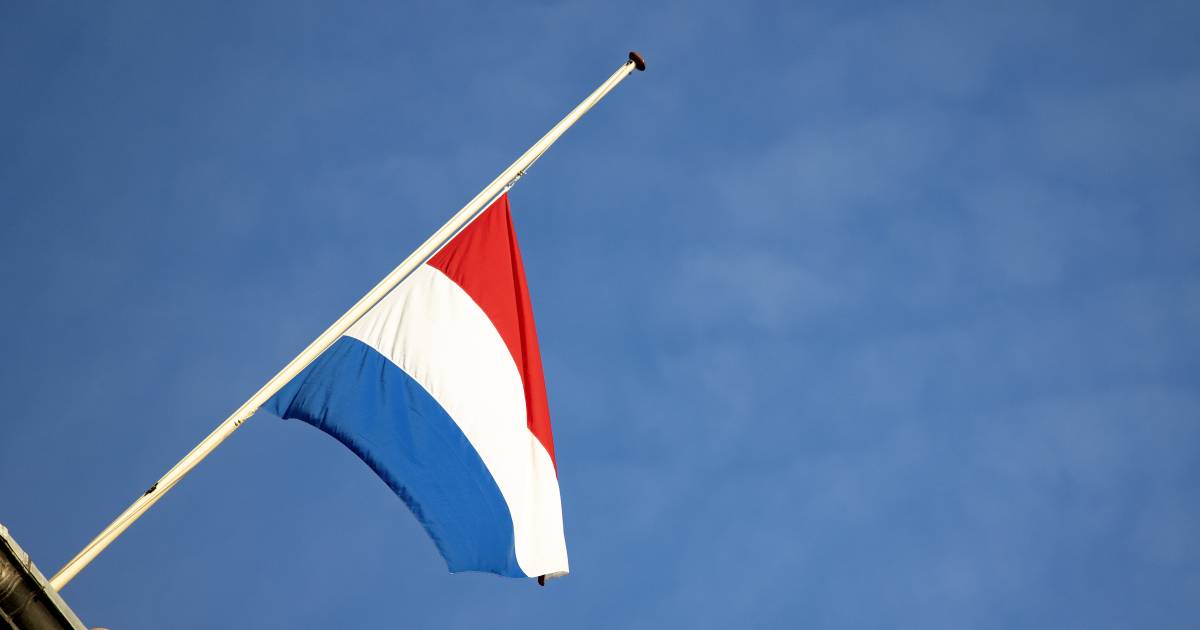 Dit zijn de (ongeschreven) regels van het vlaggen op 4 en 5 mei ...