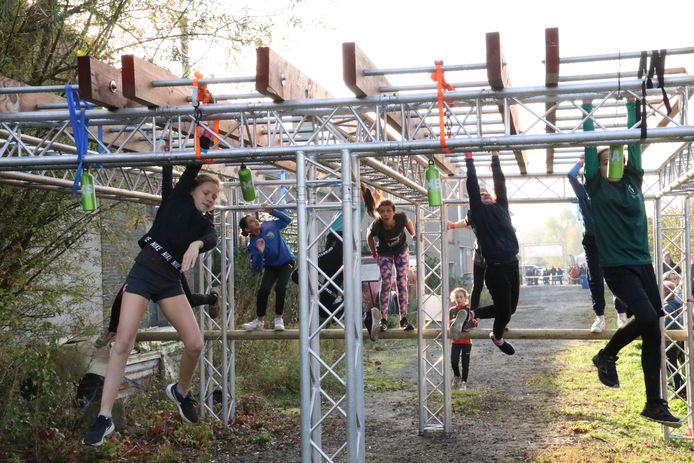 Zestig kinderen wagen hun kans op Belgisch kampioenschap Obstacle Run ...