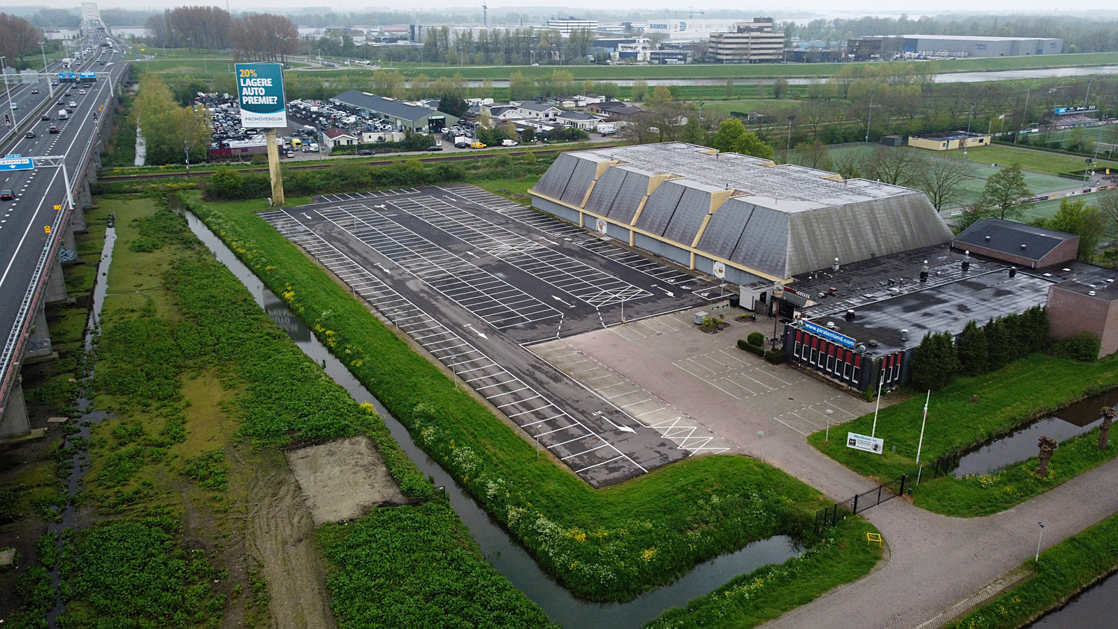 Oekraïense vluchtelingen moeten sloophuizen uit en verhuizen naar ...