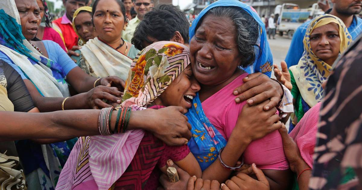 Près de 700 morts dans des inondations depuis le début de la mousson en ...