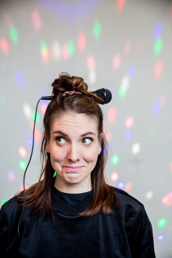 Comedian Martine Bakker: ‘Bezoeker zei dat ze in slaap viel omdat ik ...
