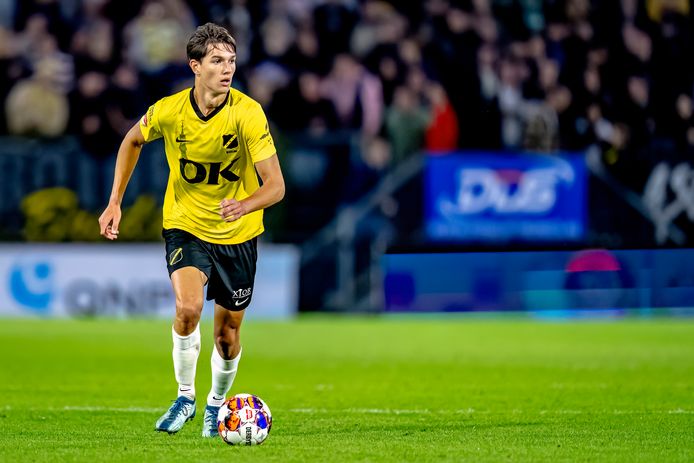 NAC-trainer kent geen twijfel en kiest voor Besselink centraal achterin ...