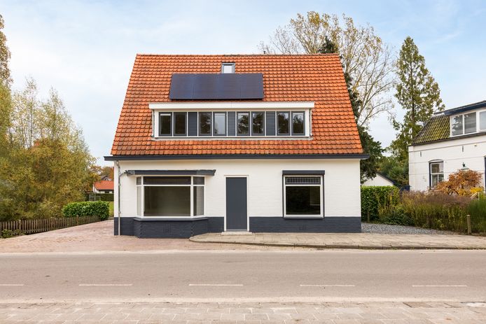 Huis grondig verbouwd en voor 3 ton meer in de verkoop: 'Schandalige ...