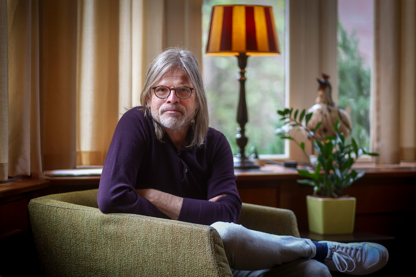 In Rijssen opgegroeide schrijver Rob van Essen schrijft toch weer over ...