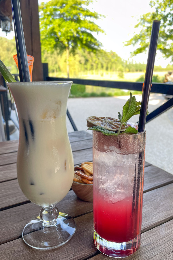 RESTOTIP. Moriaanshoofd Mullem, waar de chef een grillmaster is | Foto ...