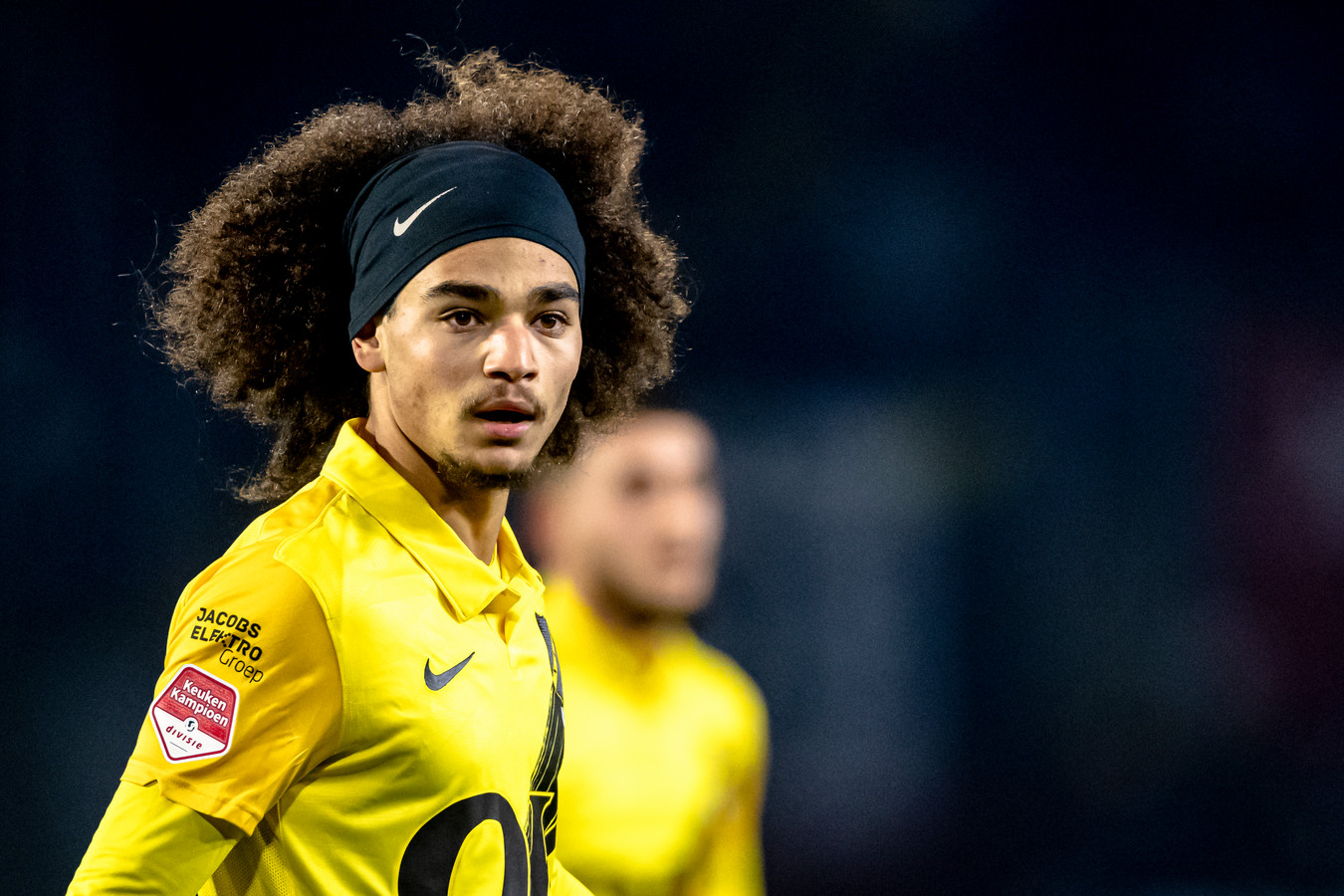 Verbouwd NAC wint aan intelligentie, vuurkracht, brille, karakter en ...