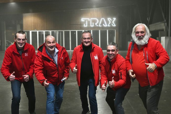 “Verkleed je in je favoriete muziekgroep en/of zanger”: Rode Lopers ...