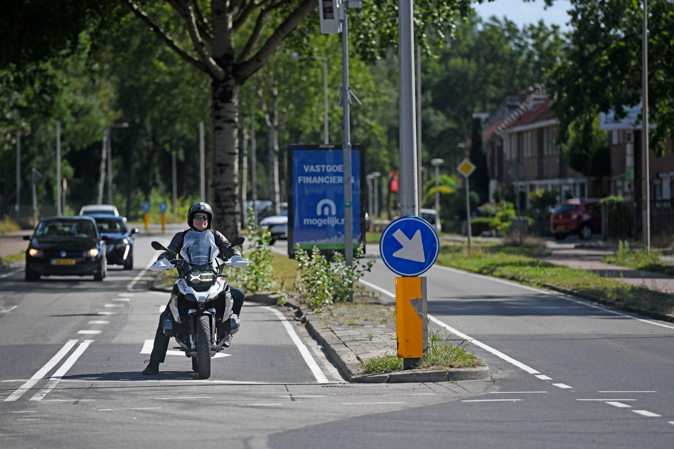 ‘Voordringende’ motorrijders bij verkeerslicht, mag dat? Rechter doet ...