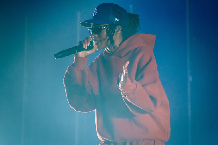 Zonder aankondiging lost Little Simz nieuwe plaat ‘NO THANK YOU’, een ...