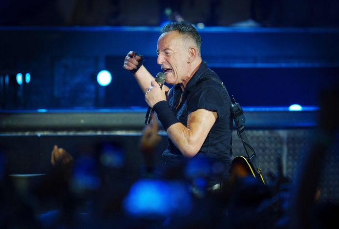 Bruce Springsteen stelt Amerikaanse shows uit vanwege maagzweer | Show ...