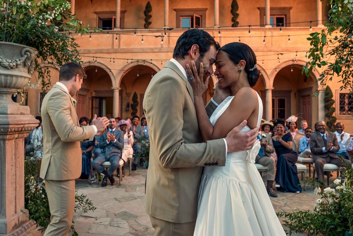 Drie Sterren Voor Netflix Serie From Scratch Leg De Zakdoeken Maar Klaar Kijk En Luistertips