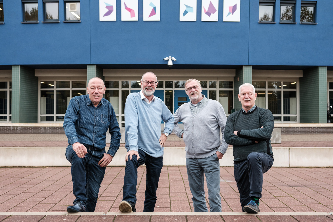 Vier docenten Engels in één keer met pensioen: Duivense ‘Brexit’ op het ...