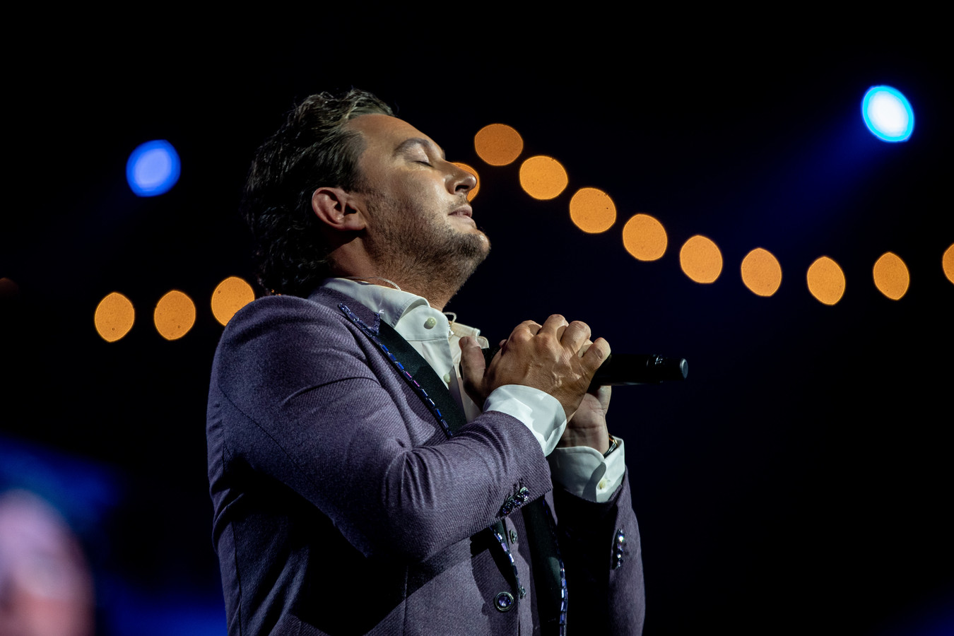 Tino Martin heeft keelontsteking en blaast tweede Carré-show af | Foto ...