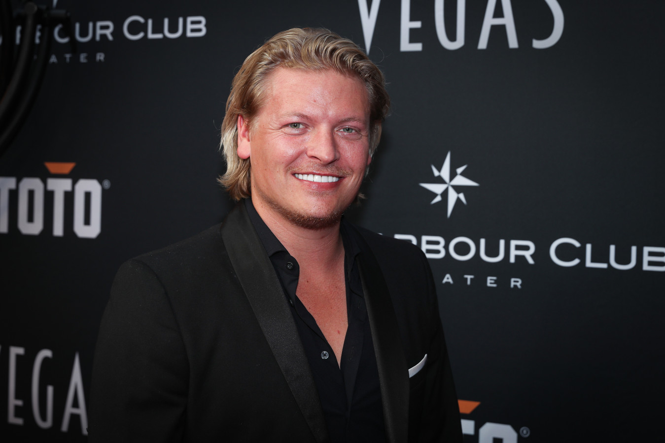 Thomas trekt alles uit de kast voor gender reveal en Rob is klaar voor ...