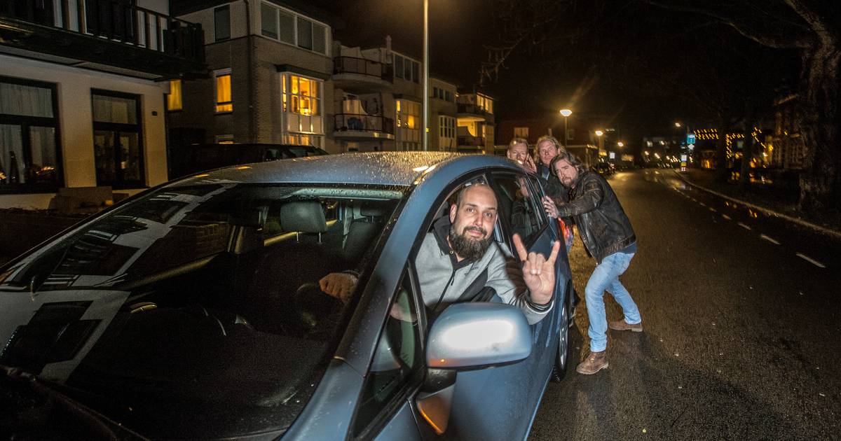 Plork en de Aannemers - meest gestoorde band van het land - zwaait af ...