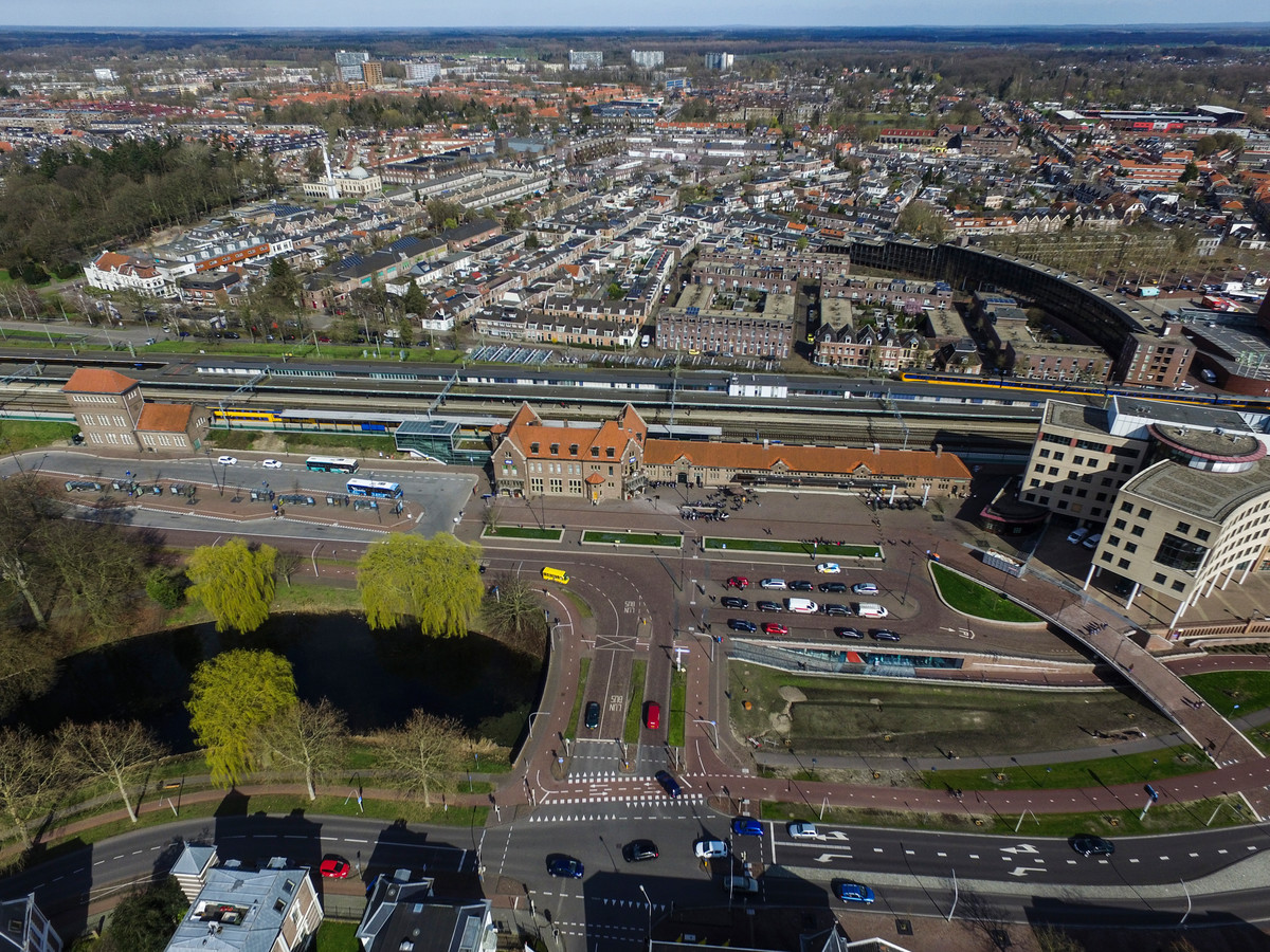 Waarom station Deventer een pareltje is en toch laag scoort bij NS ...