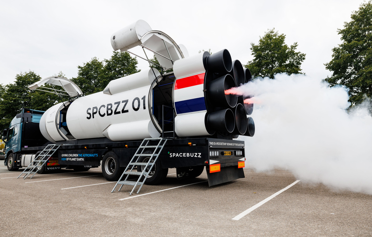 In de SpaceBuzz beleef je een levensechte ruimtereis: ‘Zo kwetsbaar is ...