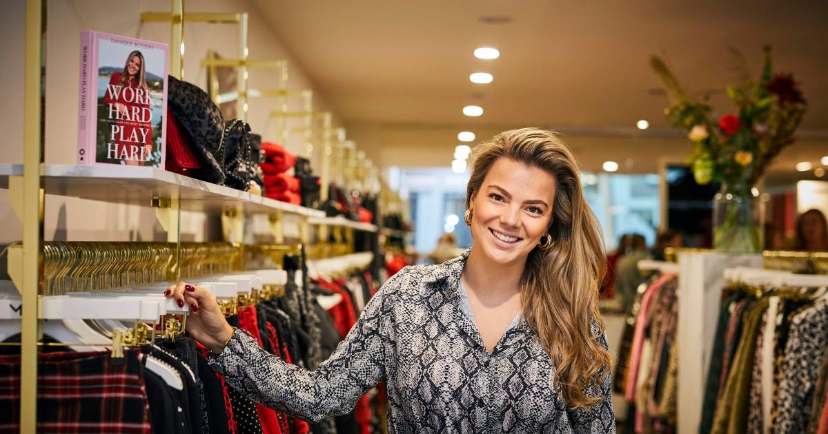 Danique is dolblij met cocktail en sushi en Juultje beleeft avontuur op ...