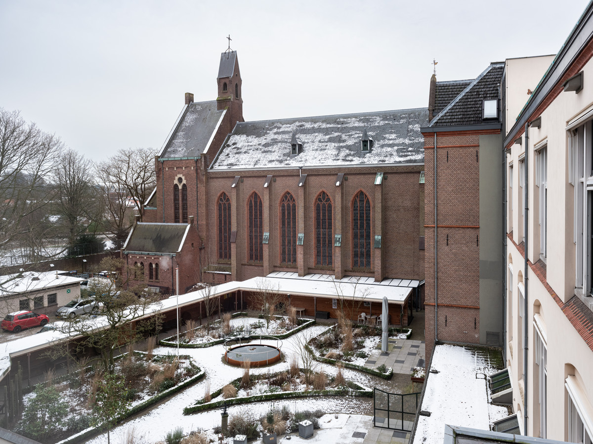 Nieuwe toekomst voor iconisch klooster in Amersfoort: liefdevolle zorg ...