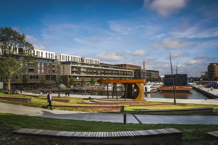 Beton maakt plaats voor groen (en blauw) in Hasselt: “Nieuwe kanaalkom brengt water terug naar ...