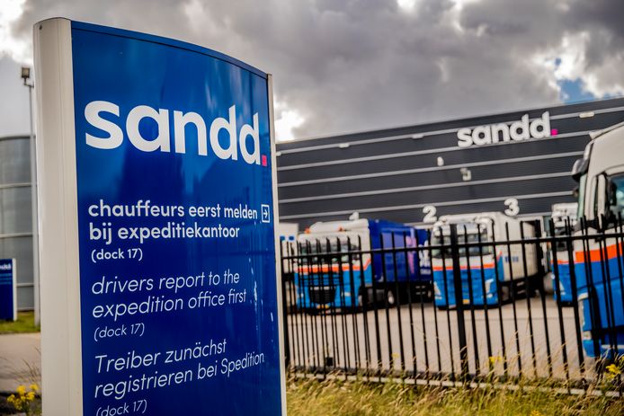 Sandd krijgt gelijk: EZ zat fout met achterhouden overlegstukken PostNL ...