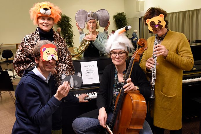 Beestenboel bij gratis familieconcert in Woerden: pianisten spelen ...