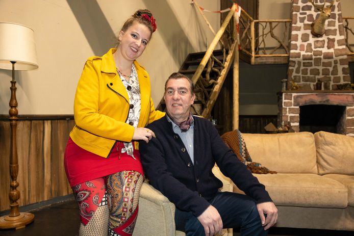 Nimf maakt haar debuut op de planken, met steun oude rot Joost: ‘Vooral ...