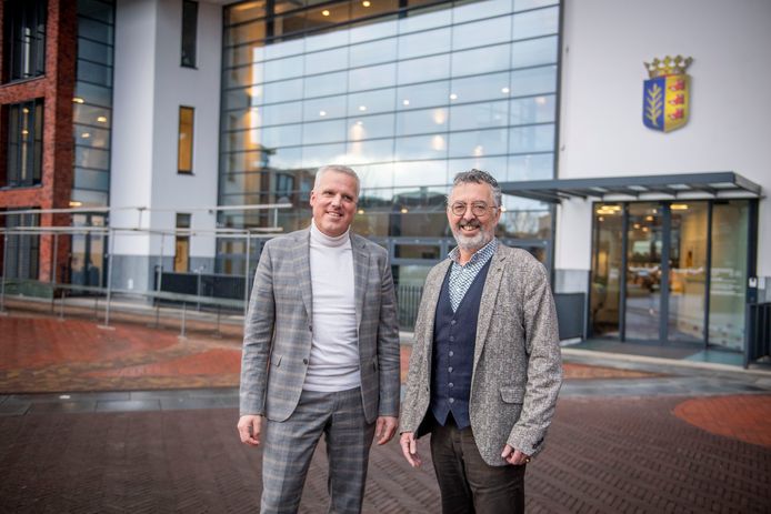 Hoogste ambtenaar Arie van Eck neemt afscheid van Rijssen-Holten ...