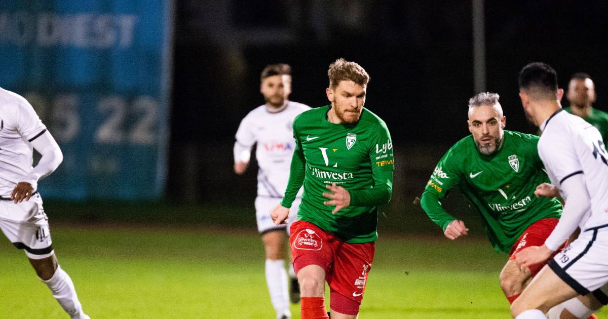 Thierry Vandermeeren (KVC Houtvenne) voor de absolute topper tegen ex ...