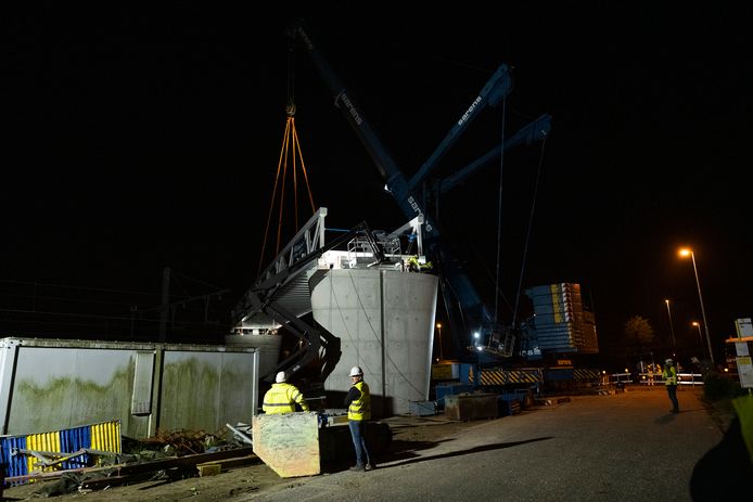 Provincie is gestart met bouw van fietsbrug in Lier: “Belangrijk ...