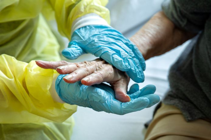 Amy van den Berg: ‘Het zijn niet de besmettingscijfers, maar de ...