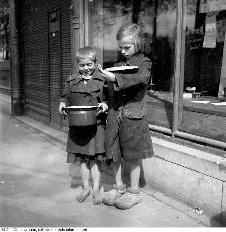 Fotoserie Hongerwinter 1945: eten werd een obsessie in het Westen ...