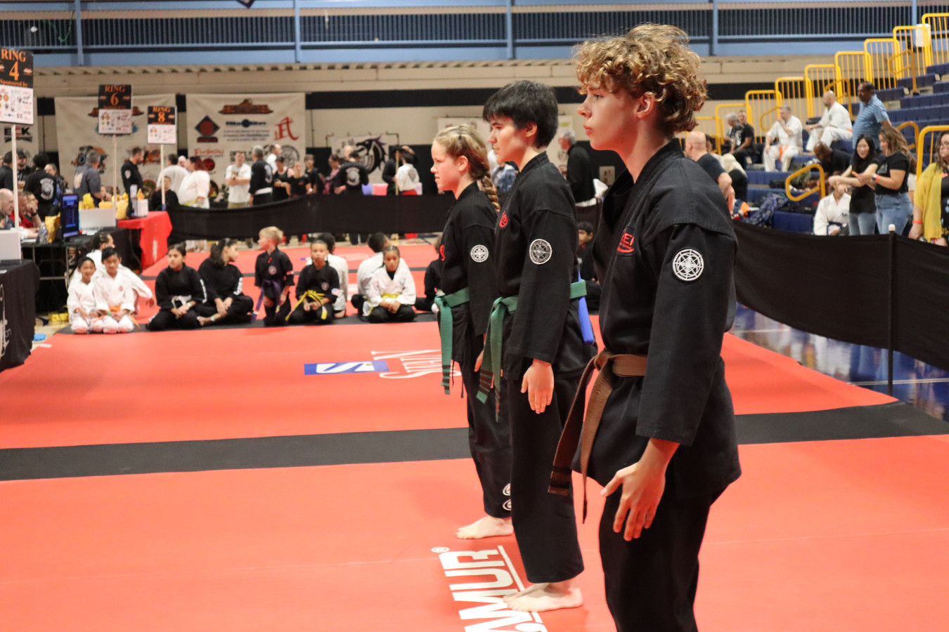 IN BEELD. En dan sta je plots met je Belgische team op het WK kenpo ...