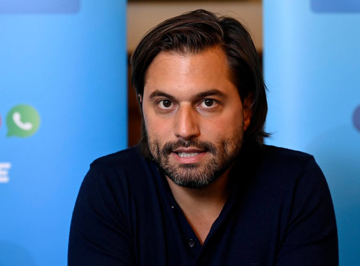 Georges-Louis Bouchez (MR) wordt reservist in het leger: “Voor de lol ...