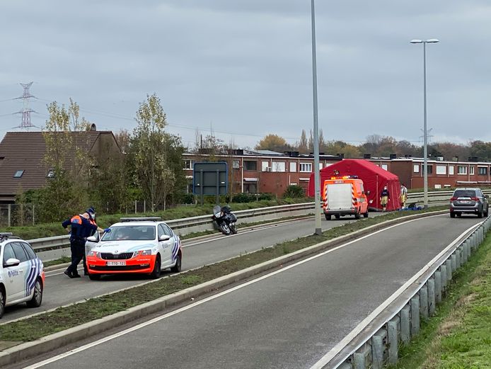 Motorrijder verongelukt vlak bij ziekenhuis | Rumst | hln.be