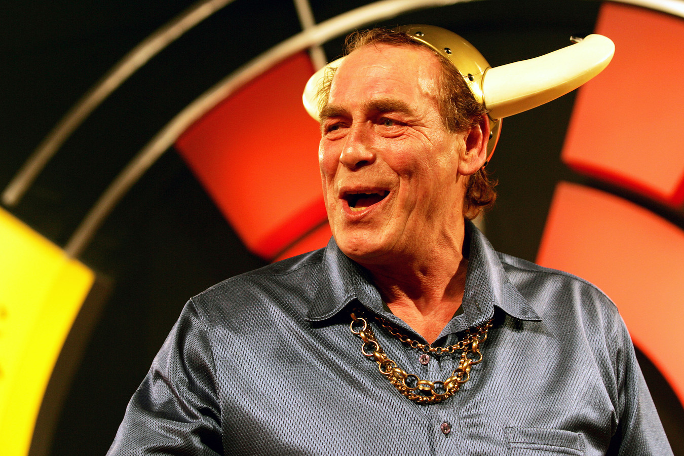 Dartslegende Bobby George opgenomen in het ziekenhuis | Foto | AD.nl