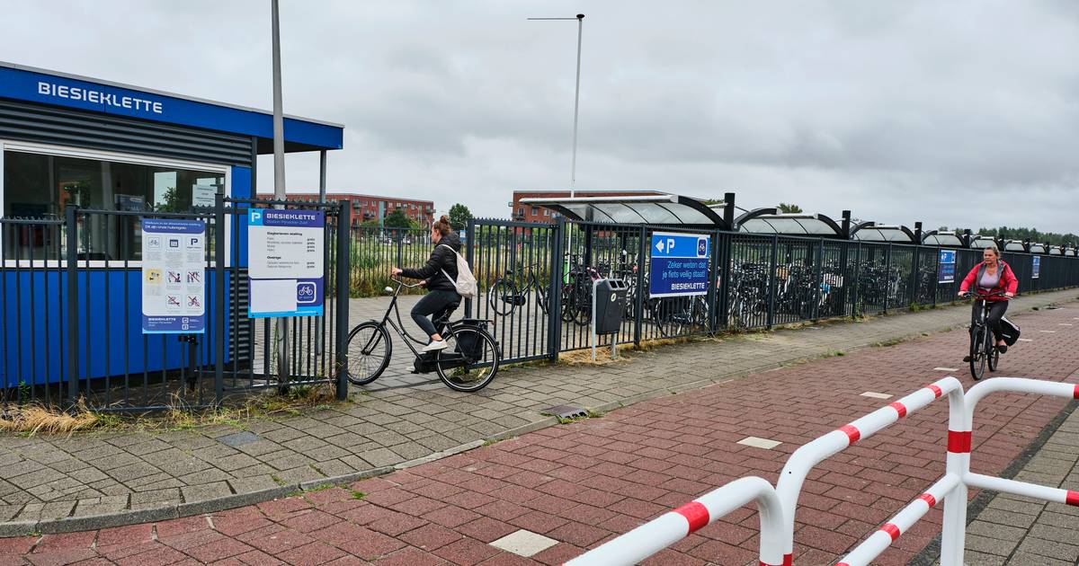 Ondanks zorgen komt er geen tijdelijke bewaakte fietsenstalling bij ...