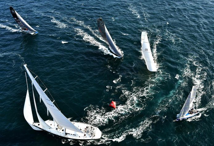 FOTO. Grootste botenrace ter wereld levert prachtige beelden op | Meer ...